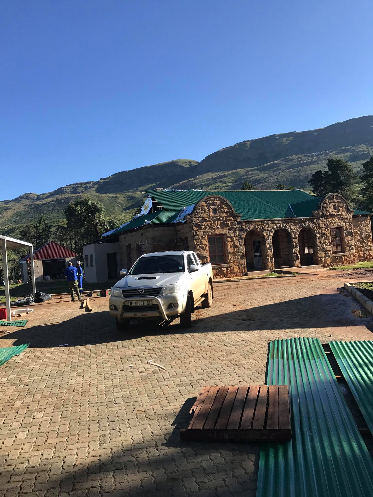 Grid Layout Templates - Odwa and Solie Trading